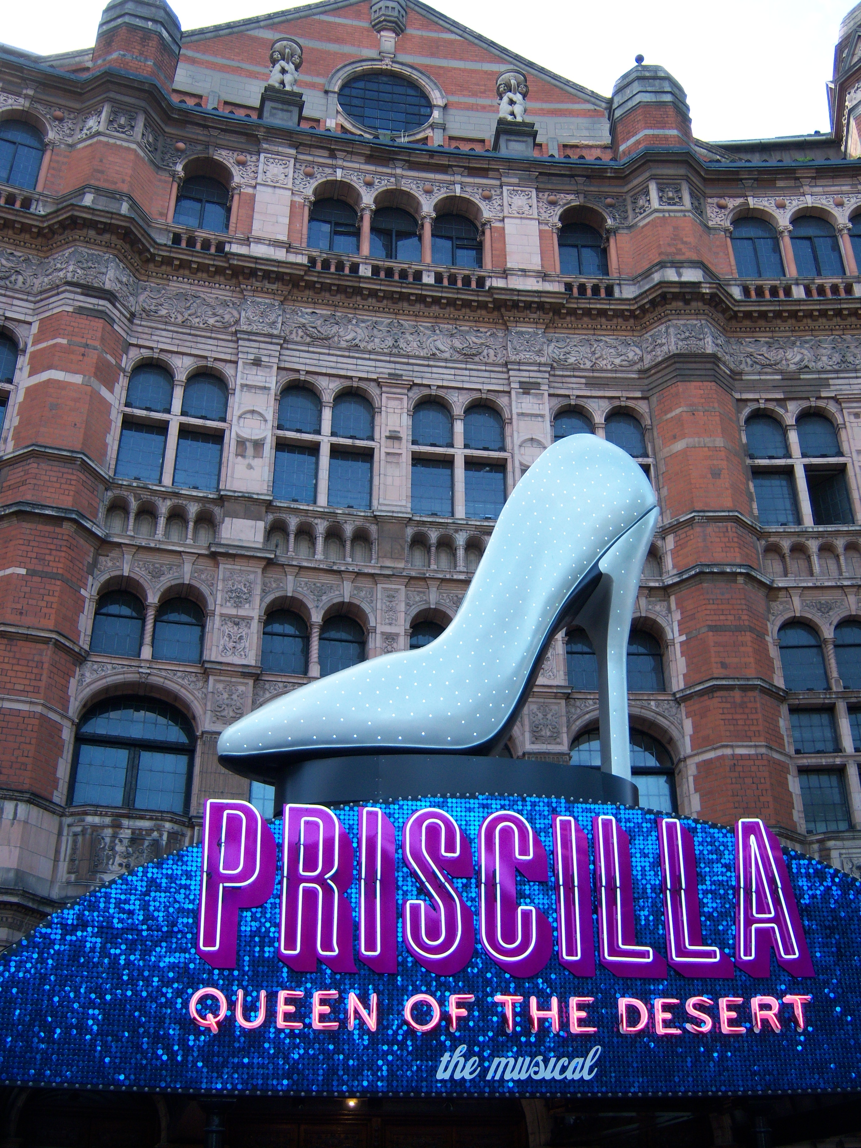 Muriel, Priscilla, Ballroom Dancing and ABBA, Too! Aussie Movie ...