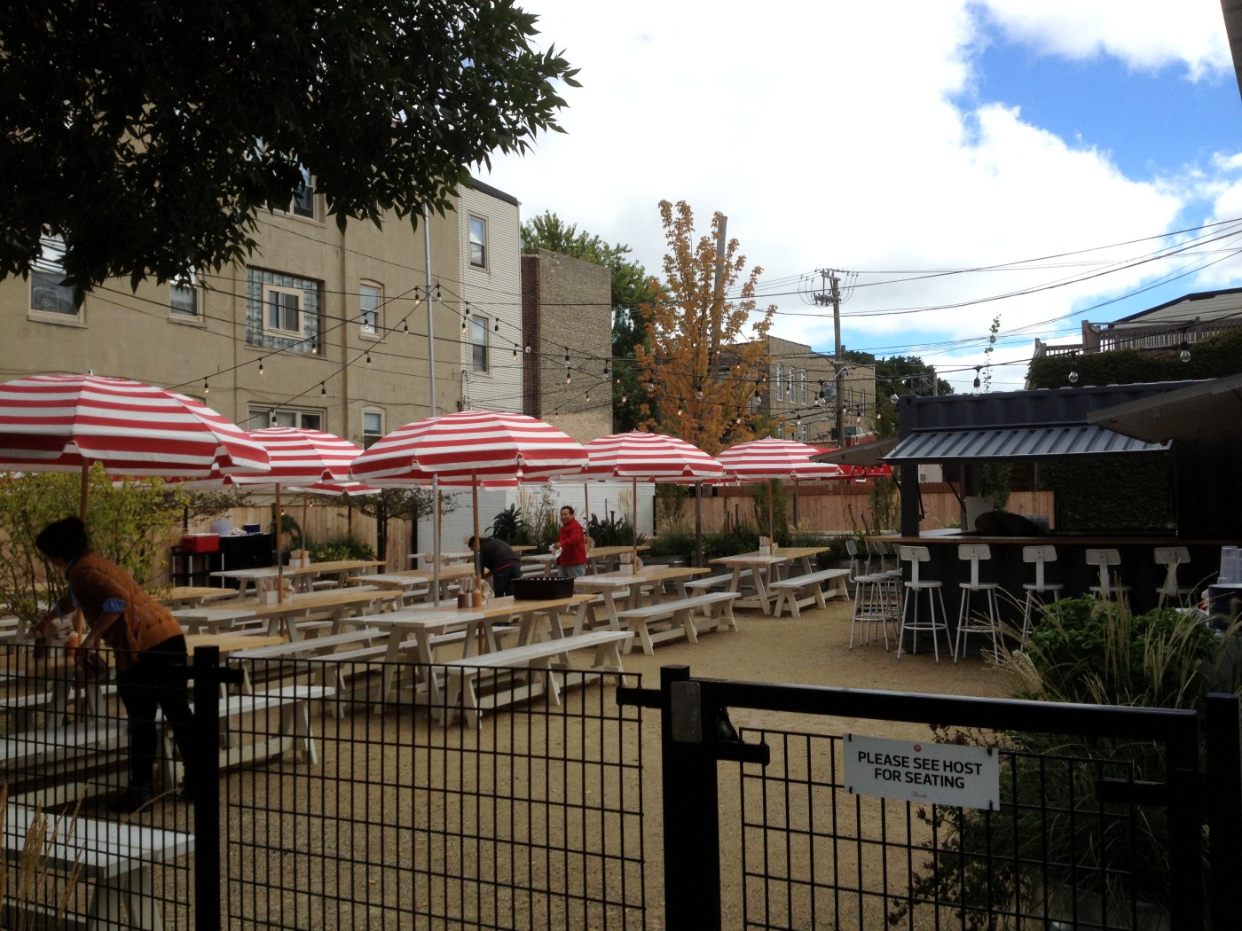 Chicago’s Fried Chicken Battle! Parson’s Vs. Honey Butter Fried Chicken ...