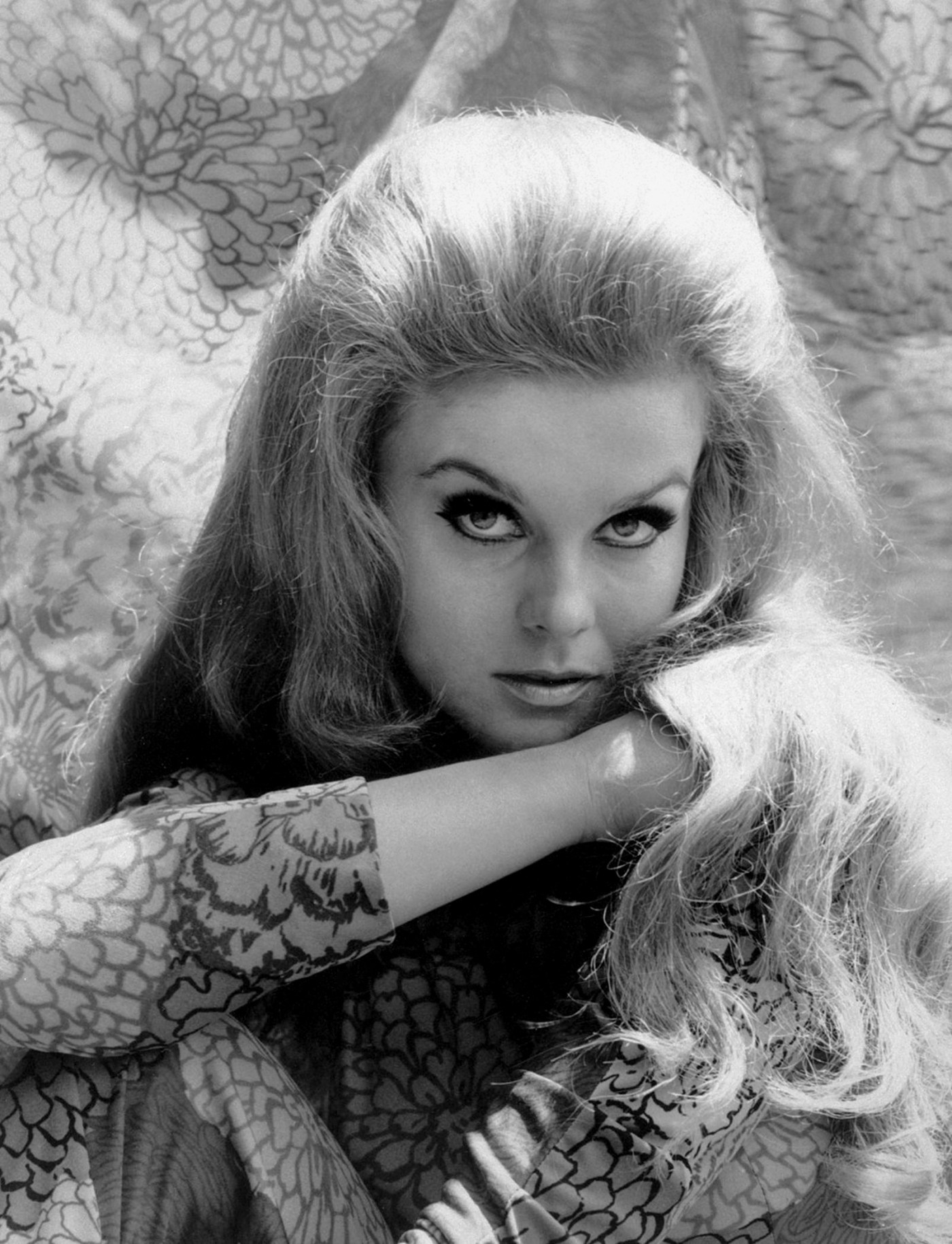 Hollywoods Legendary Ann Margret Rock Operas Baked Beans Elvis