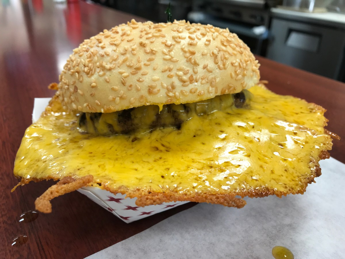 “Squeeze With Cheese Please!” The Amazing Squeeze Inn Burger! Unique ...