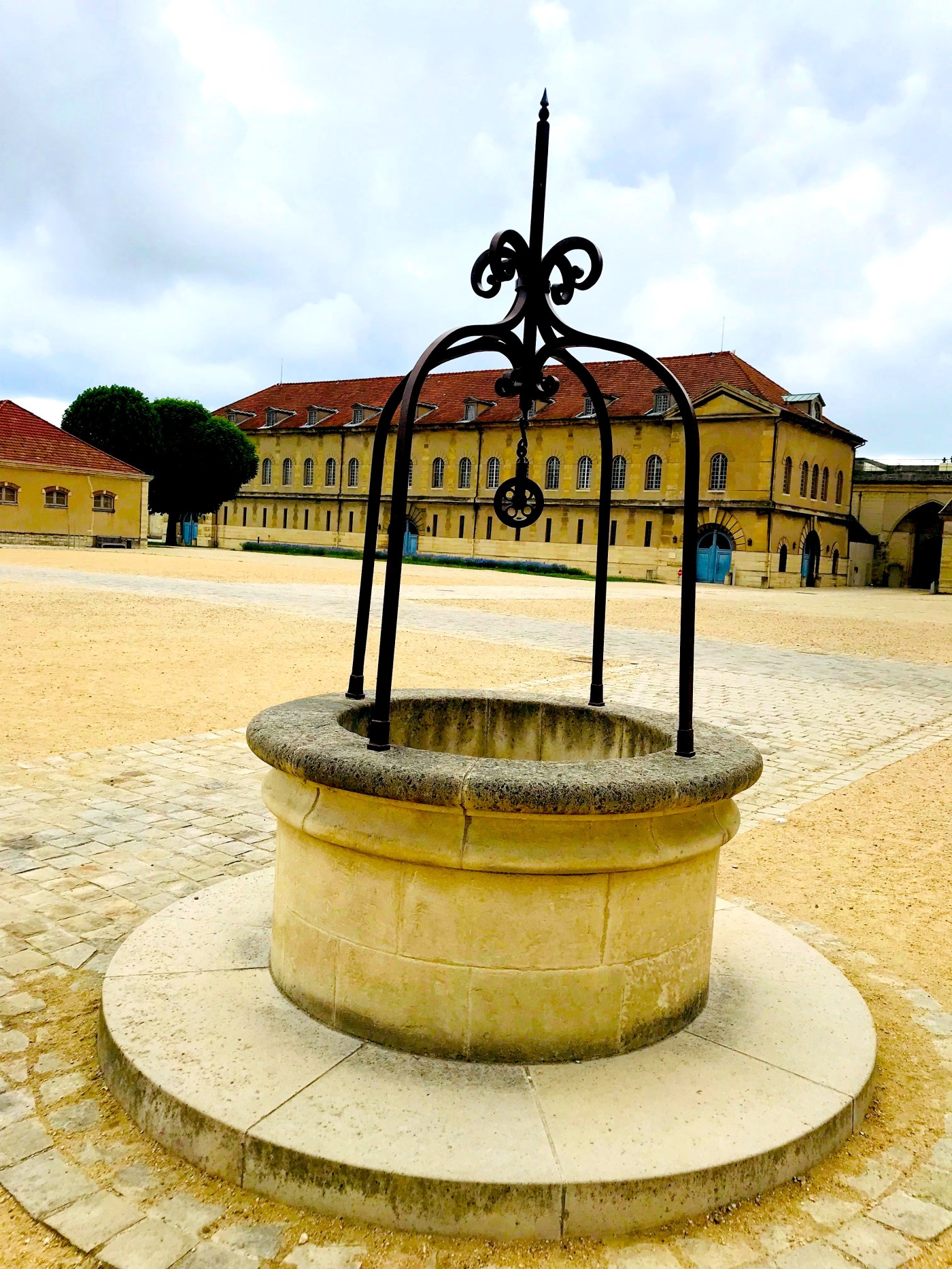 Welcome To My New Castle! Vincennes Castle Feels Like Home In Paris ...