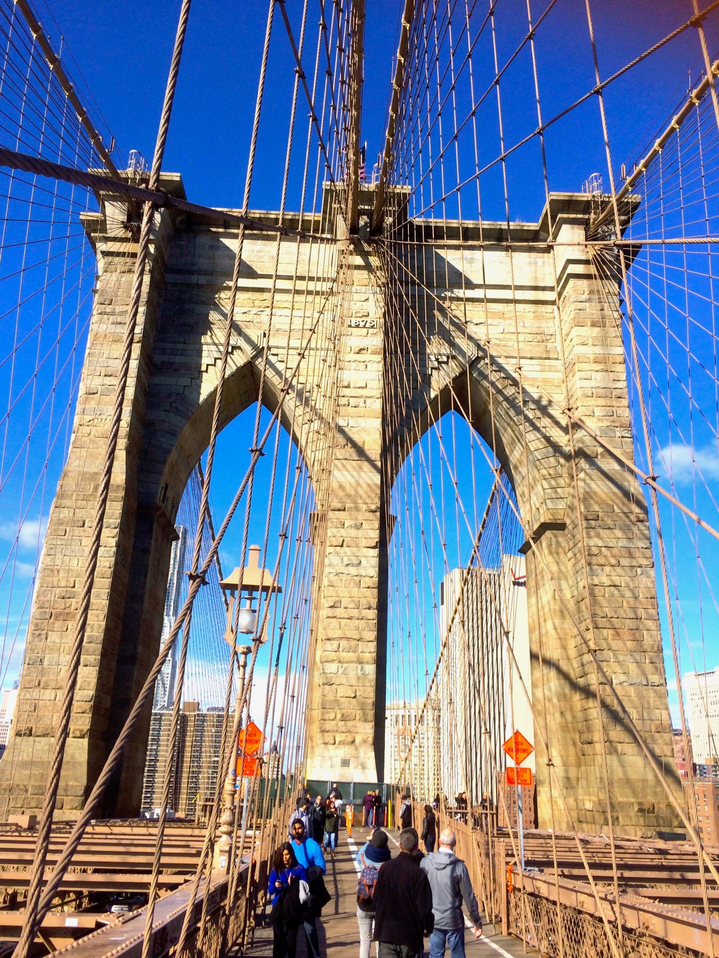 “Hitch Hiking” The Brooklyn Bridge! Walking Across History In 6,016 ...