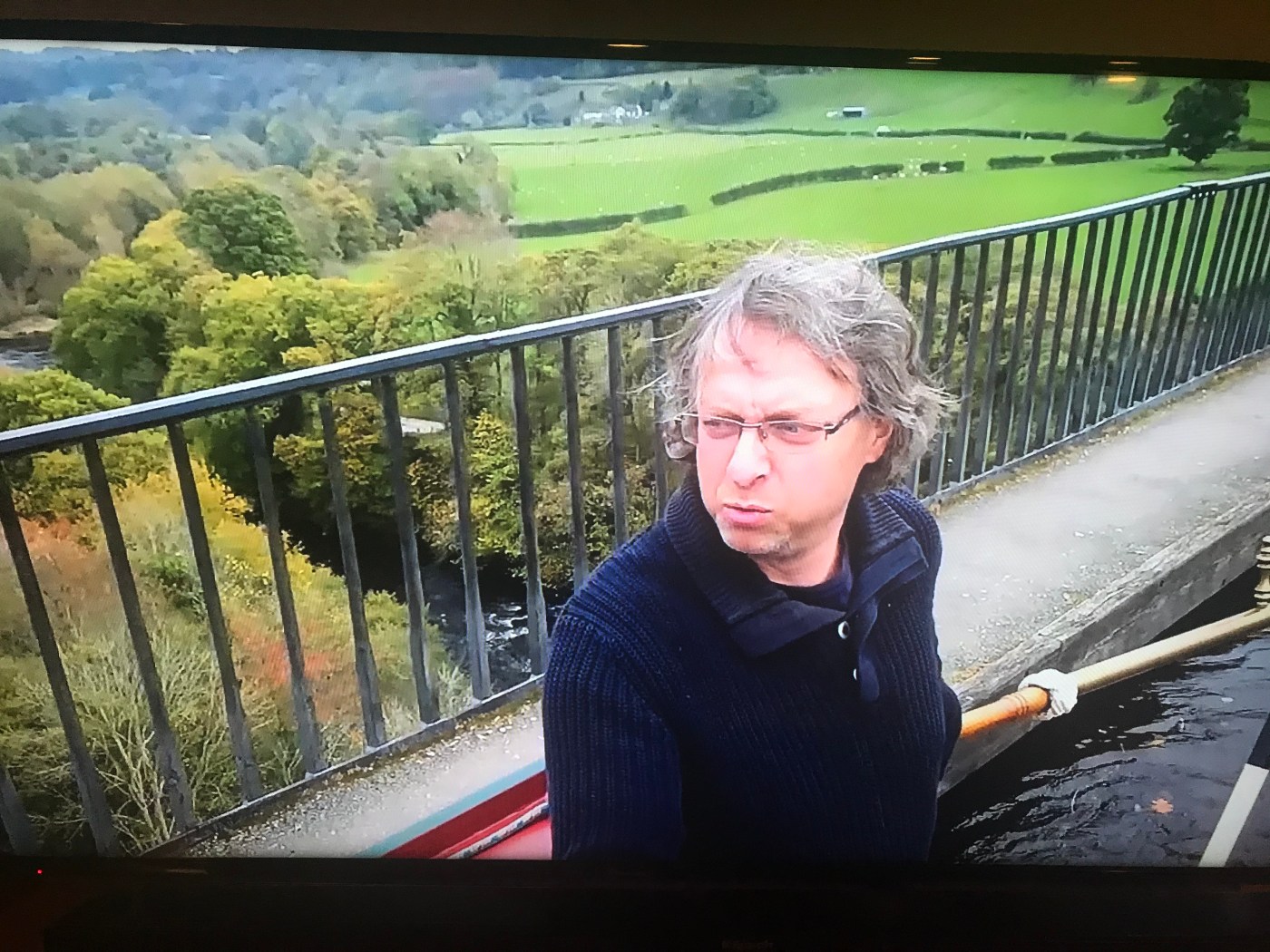 Fascinating TV Series “Travels By Narrowboat!” How A Change Of Life Led ...