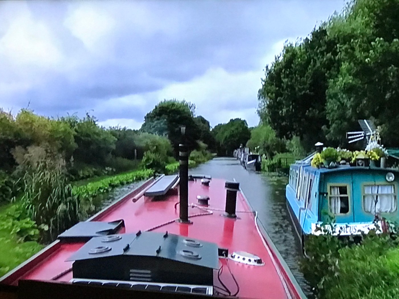Fascinating TV Series “Travels By Narrowboat!” How A Change Of Life Led ...