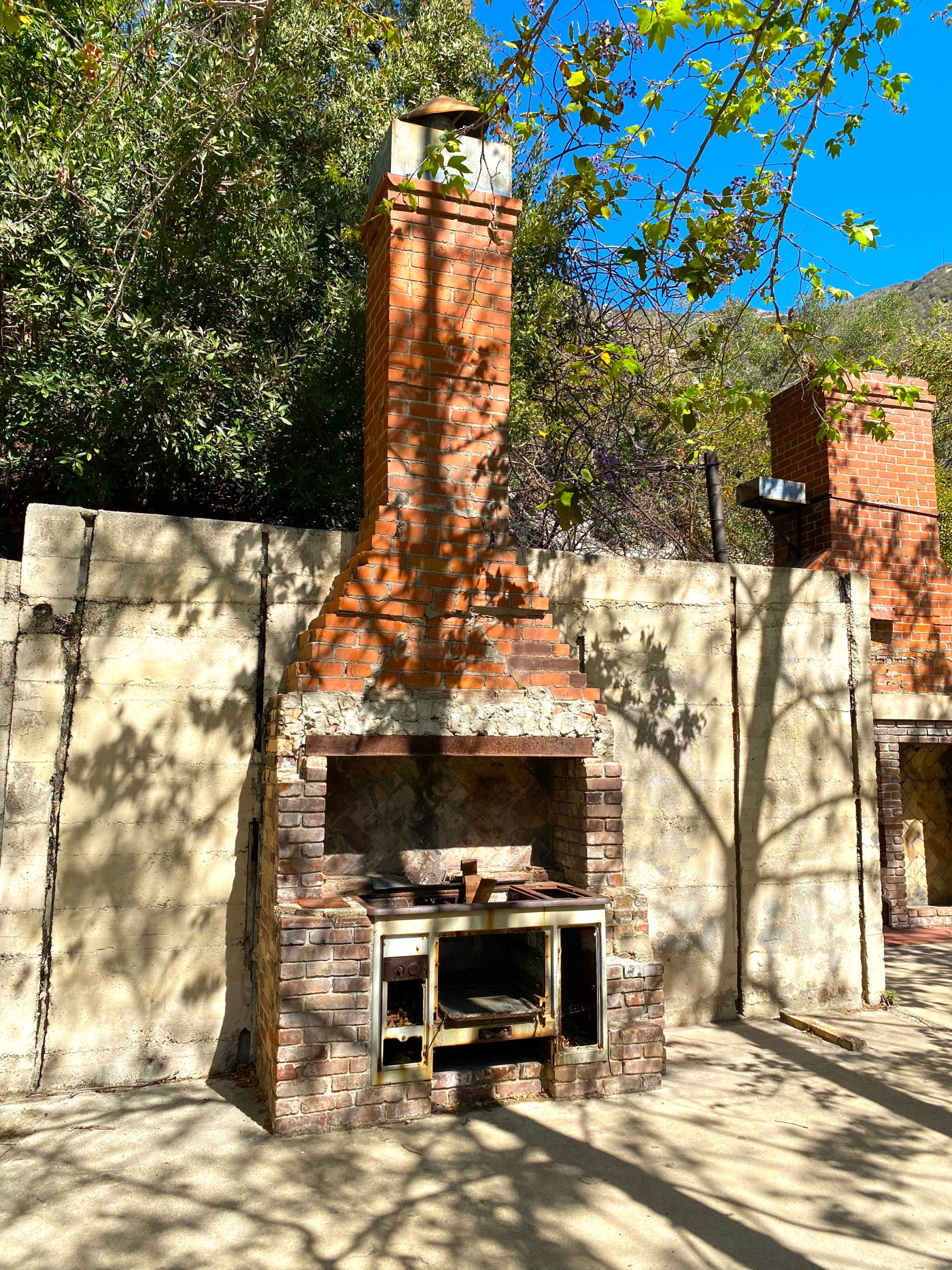 Hiking Solstice Canyon! Malibu’s Nature Trail! A Waterfall! The Remains ...