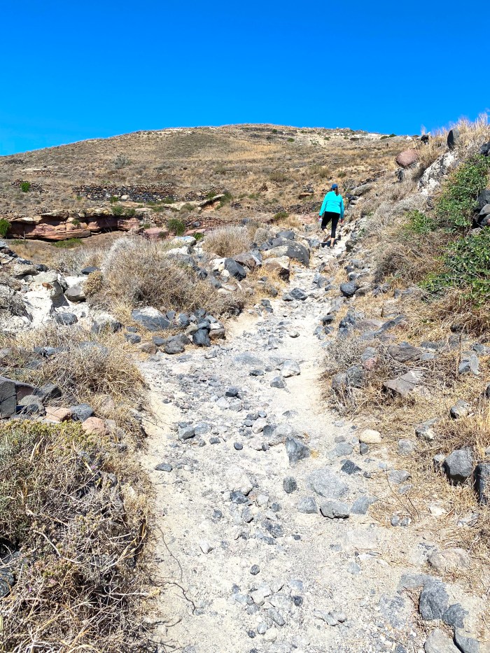 Hiking Santorini’s Incredible Caldera! From Fira To Oia – A Walk Along ...