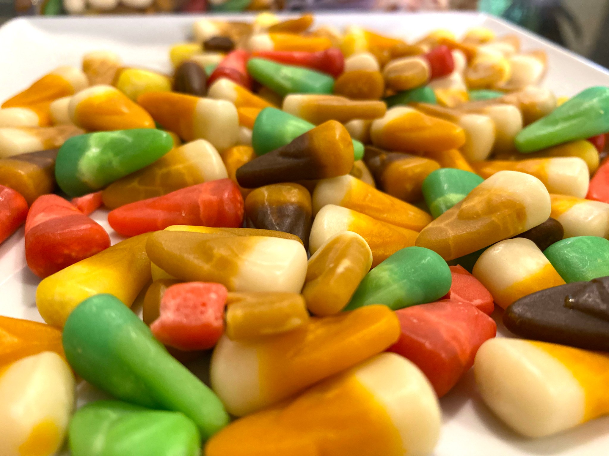 Have You Tasted “Thanksgiving Dinner” Candy Corn? It’s Real And I Have ...