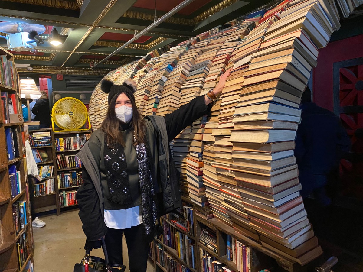 Exploring L.A’s “Last Book Store!” A Look Inside Their Iconic “Book ...