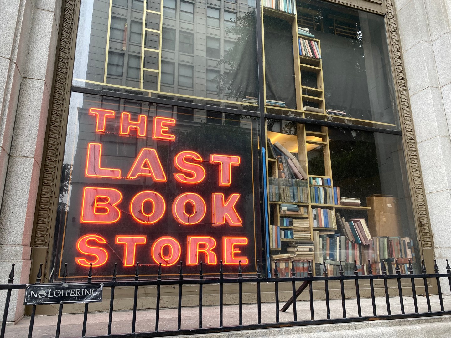 Exploring L.A’s “Last Book Store!” A Look Inside Their Iconic “Book ...