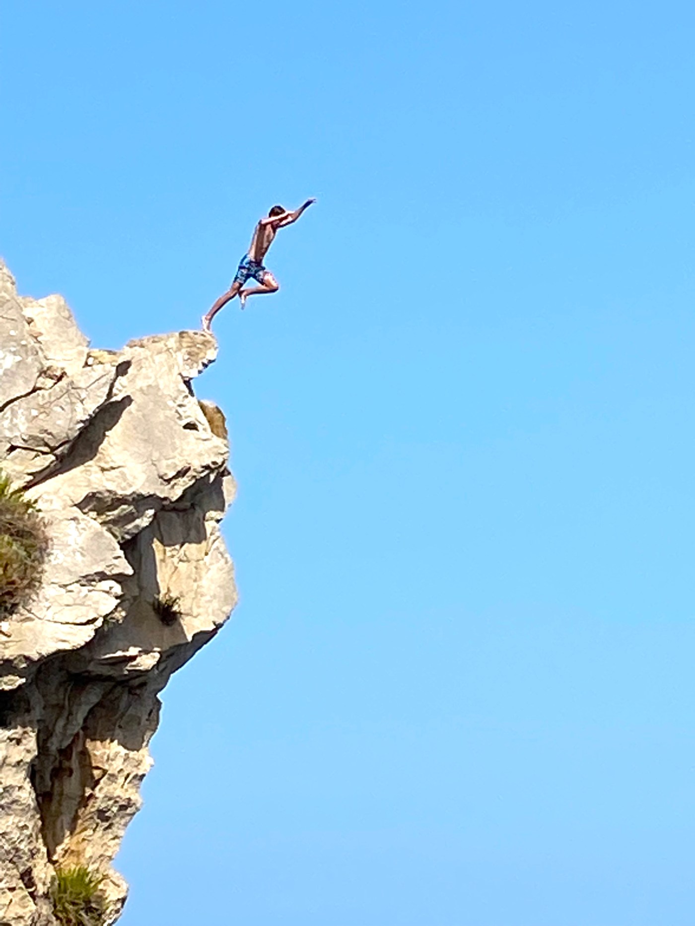 Sicilian Rock Jumping! High Diving Into the Ionian Sea! – johnrieber
