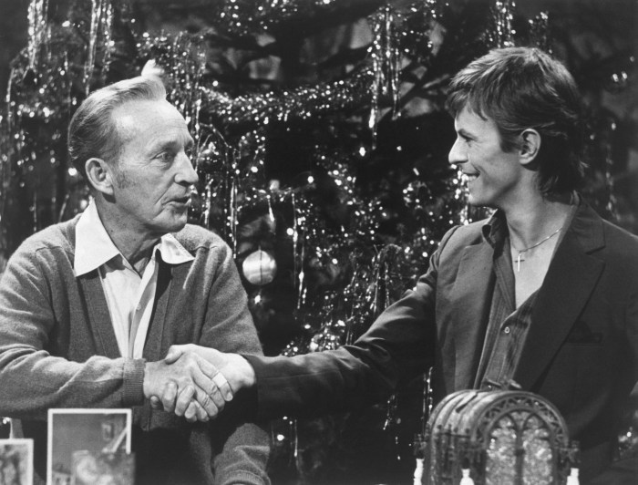 Here’s David Bowie & Bing Crosby’s Surprising Christmas Duet – And ...