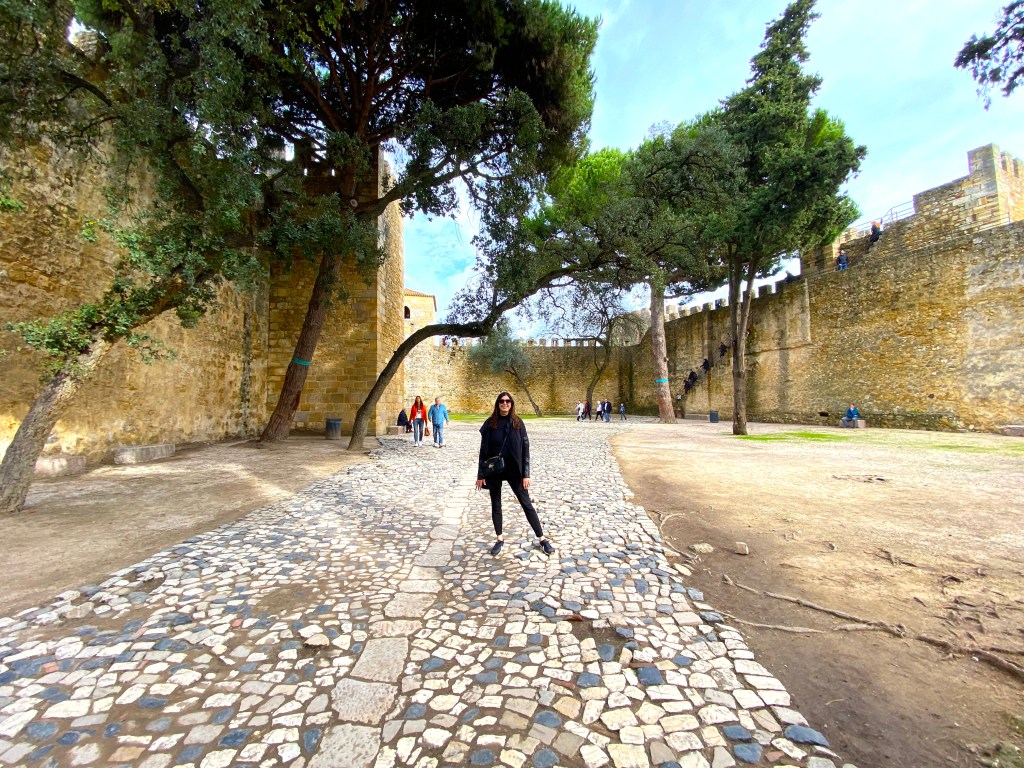 Climbing Lisbon’s Sky High Castles! Meet The Peacock’s Of Sao Jorge ...