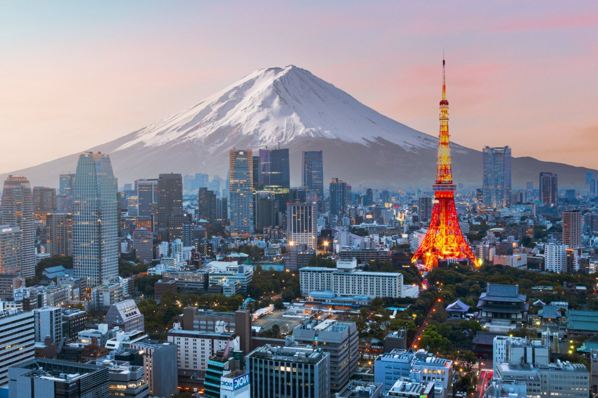 An Amazing Mt. Fuji Story! Tokyo’s “Building Unblocking” View Surprise ...